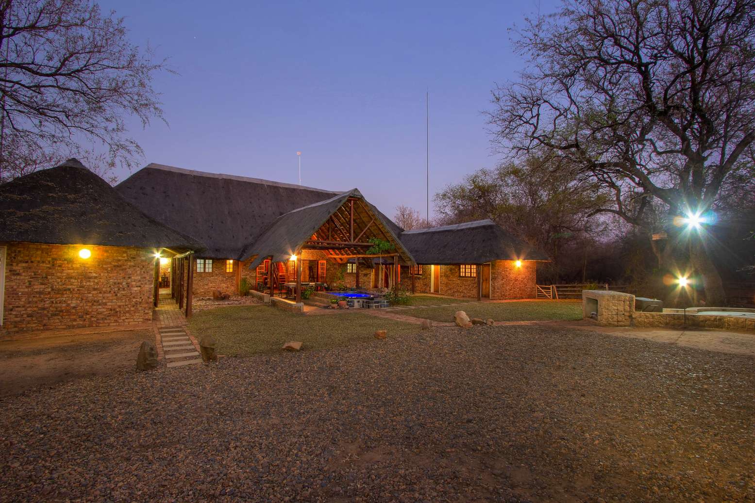 SERENITY Du Bois Lodge – Elephant Room – Marloth Park Tourism